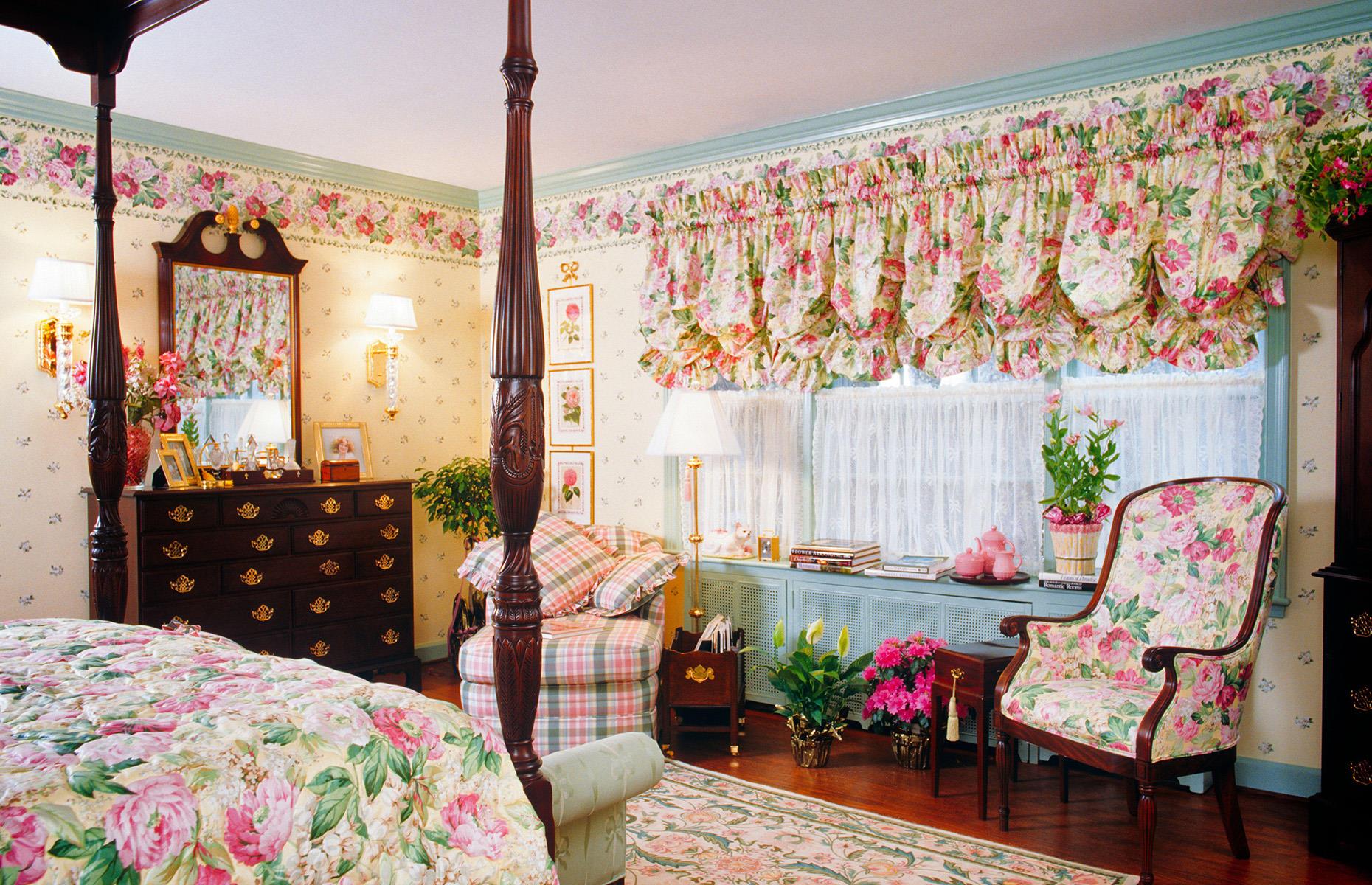 Retro furnishings that will fill you with nostalgia