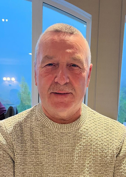 'Forever trying to make you proud' Sharlene Mawdsley remembers late dad ...