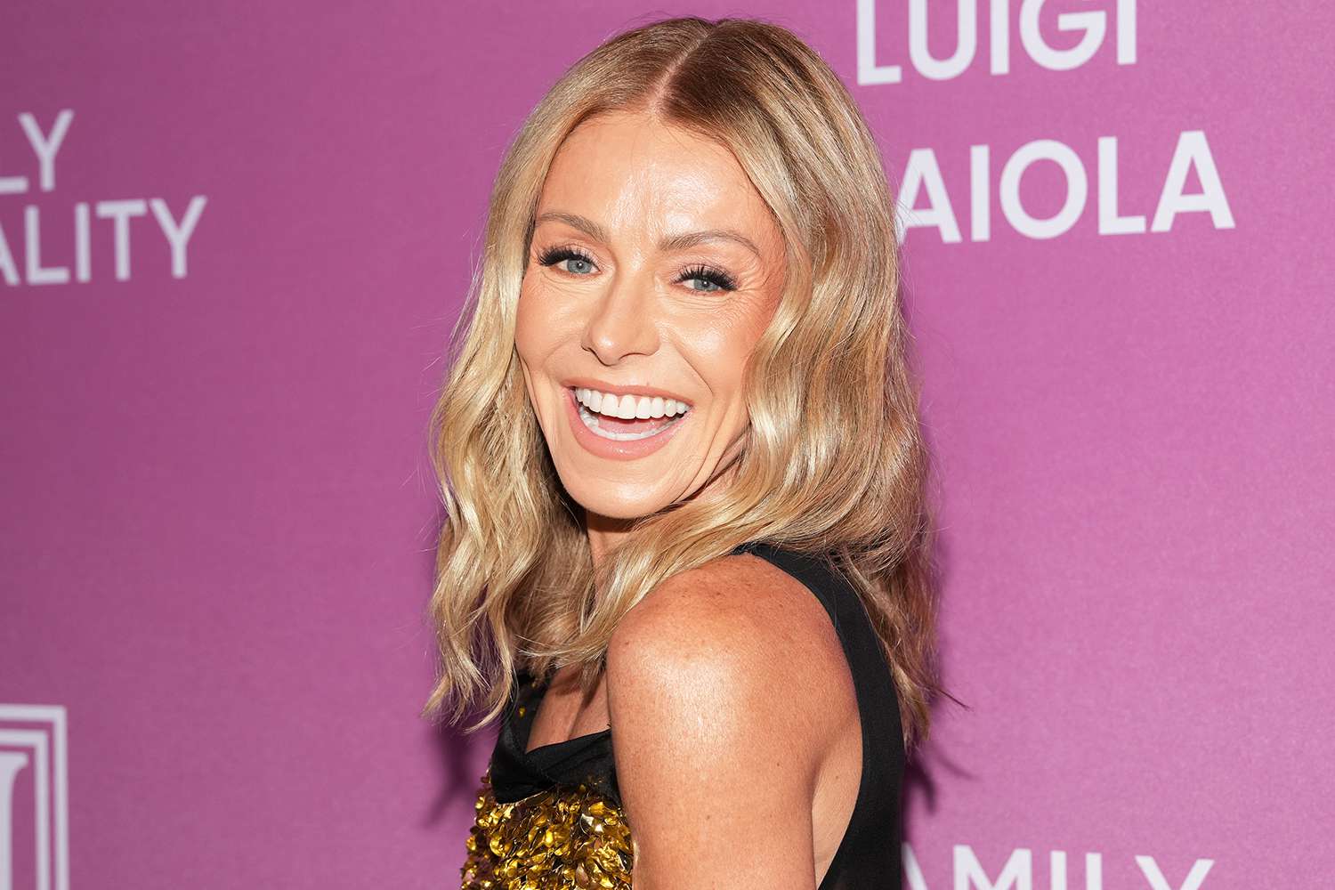 Kelly Ripa Says Getting Botox in This Surprising Place Has ‘Changed My ...