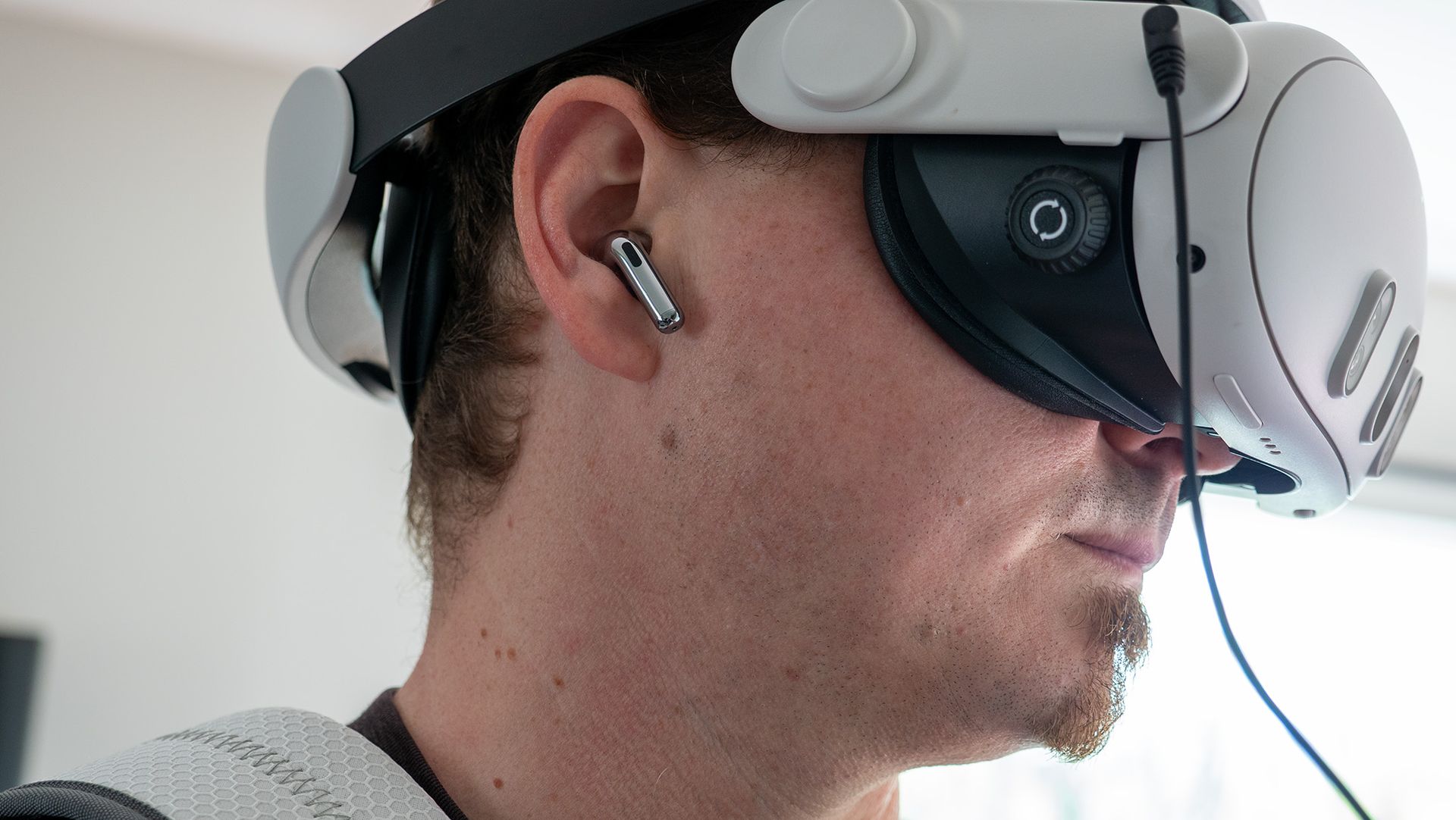 The Quest 4 might slip to 2027, but Meta could unveil a lighter model ...