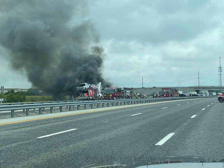 ISP: 1 dead after vehicle fire involving semi trucks reported on I-69 ...