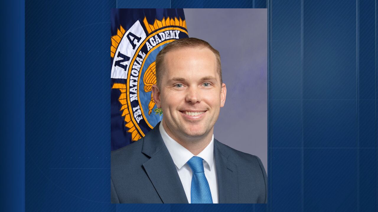 Captain becomes third Lincoln Police member to complete FBI National ...