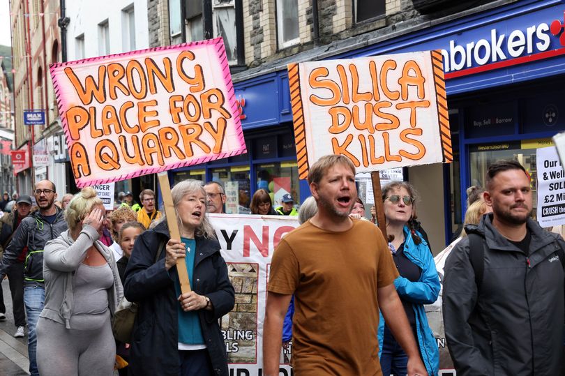 'People are choking with dust' Calls for action on 'slow Aberfan disaster'
