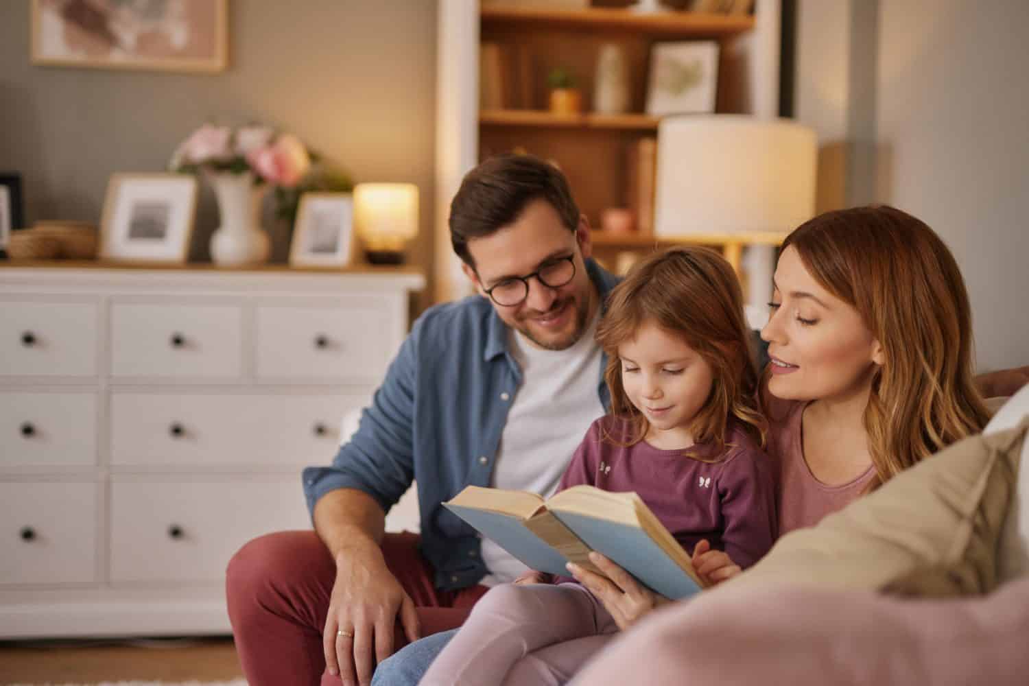 You can teach your child to love reading. Here’s what experts say you ...