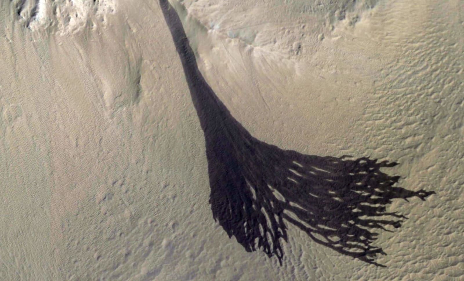 Mars’ Mysterious Dark Streaks Are NOT Caused by Water! Here’s the Real ...