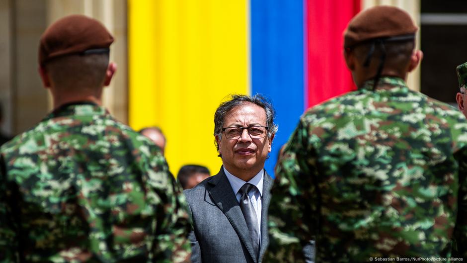 Petro: “Colombia no reconoce” soberanía peruana sobre isla Santa Rosa