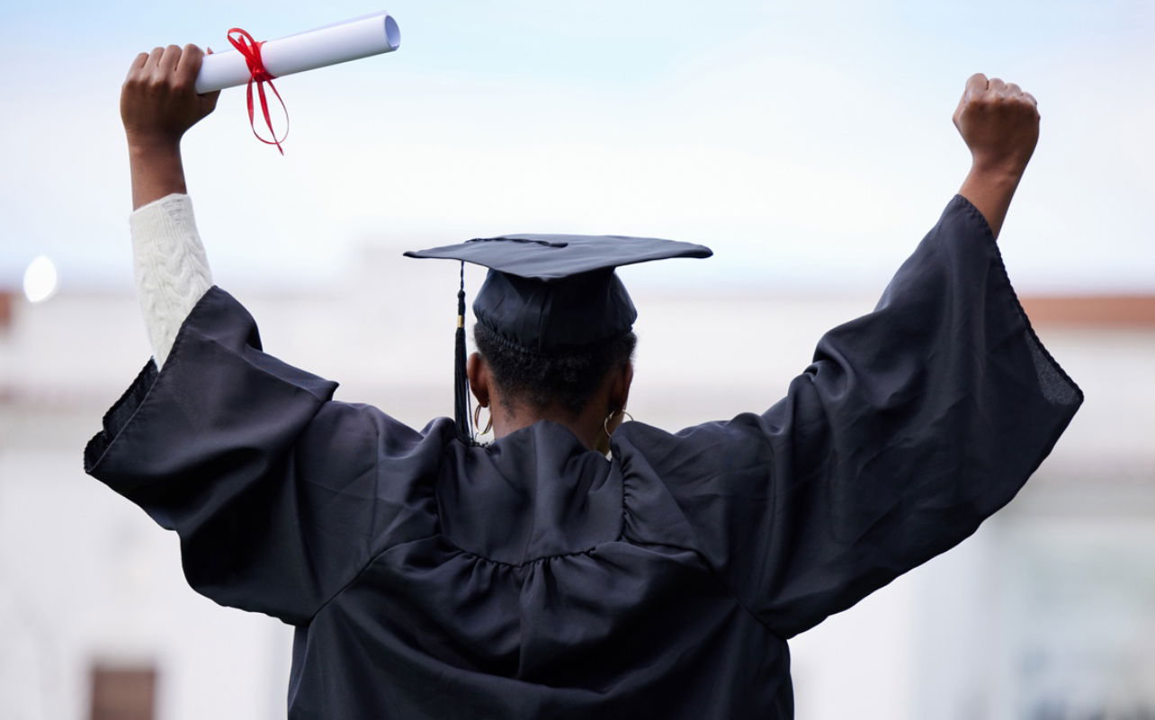 High school graduate earns $17M in scholarships, accepted to 264 colleges