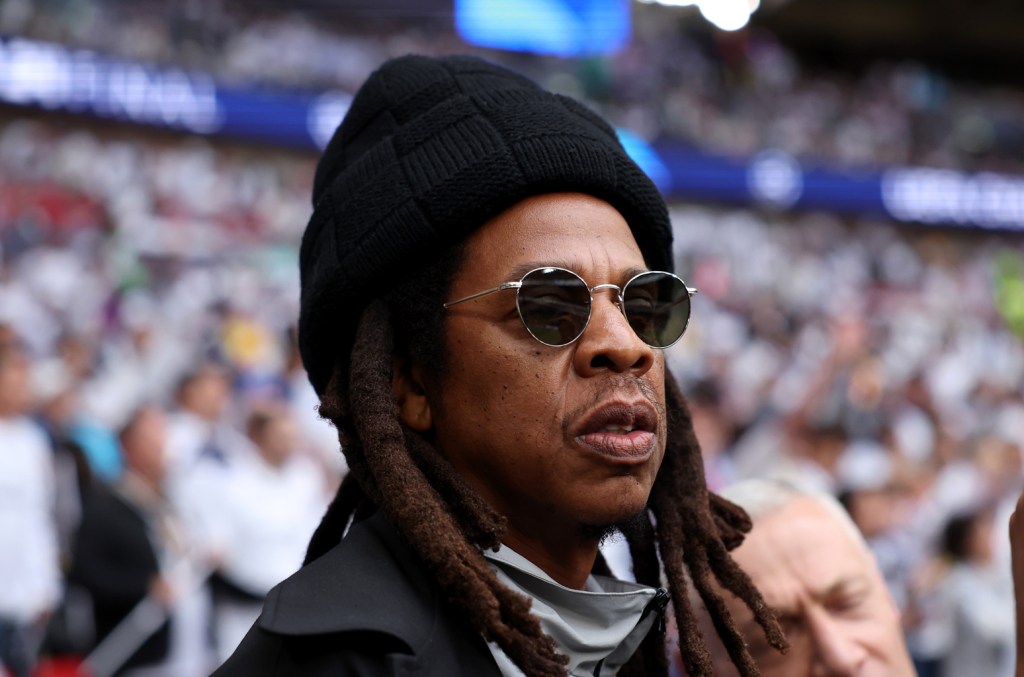 Jay-Z's $1 Million NBA Finals Bet Goes Up In Flames After Indiana ...