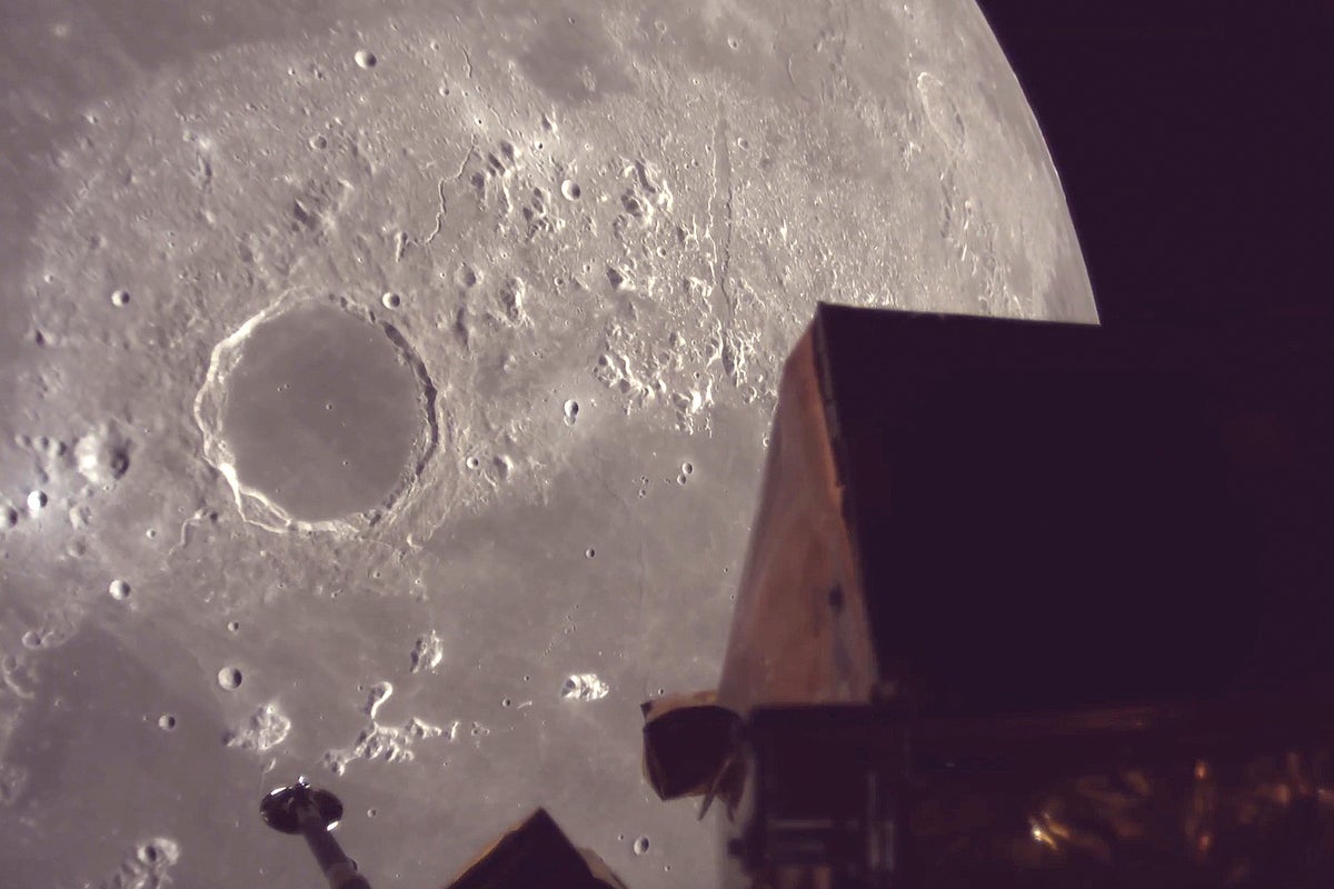 Private Japanese lunar lander crashes while attempting Moon touchdown