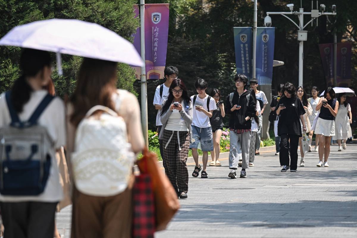 Court blocks Trump's new ban on foreign students at Harvard