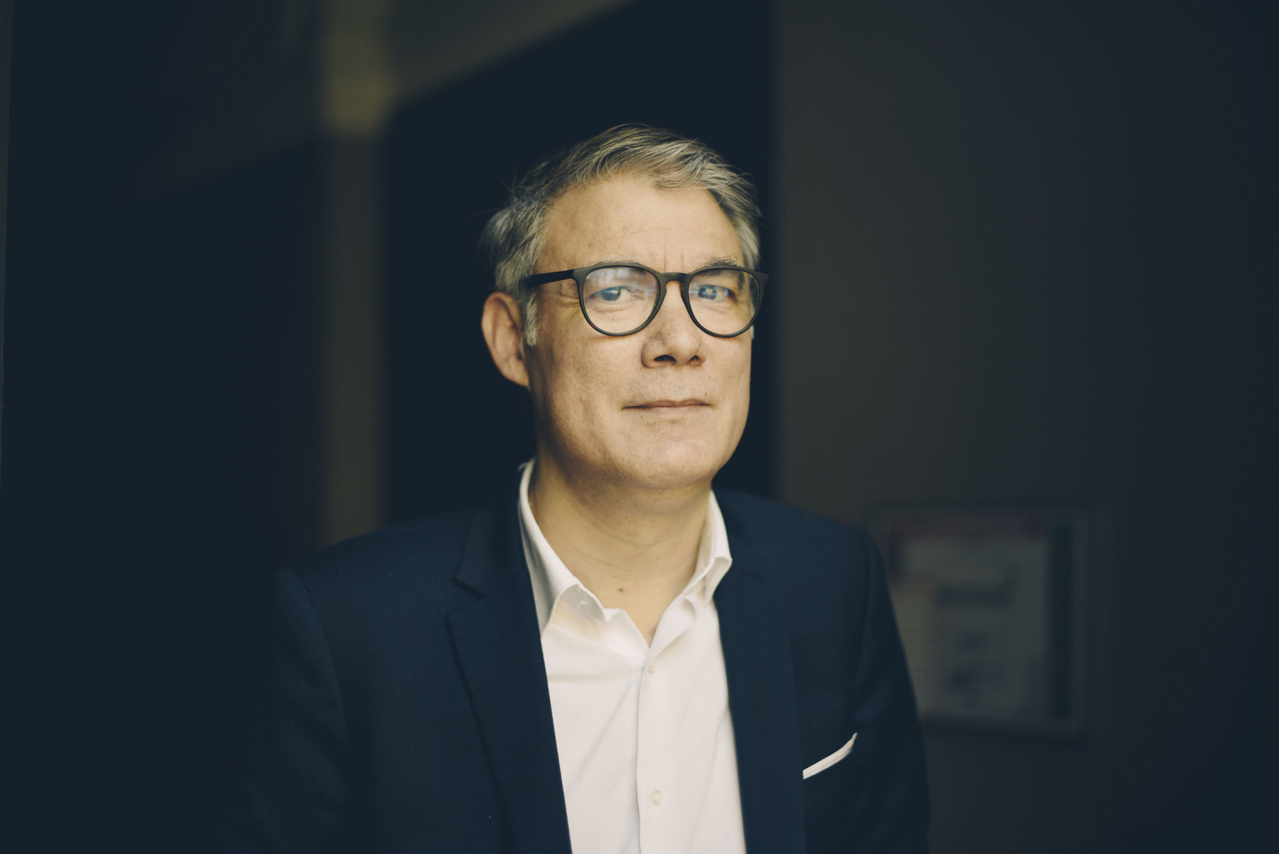 Faure réélu patron du PS, divorce Trump-Musk, nuit de bombardements à Beyrouth… L’actu de ce ...