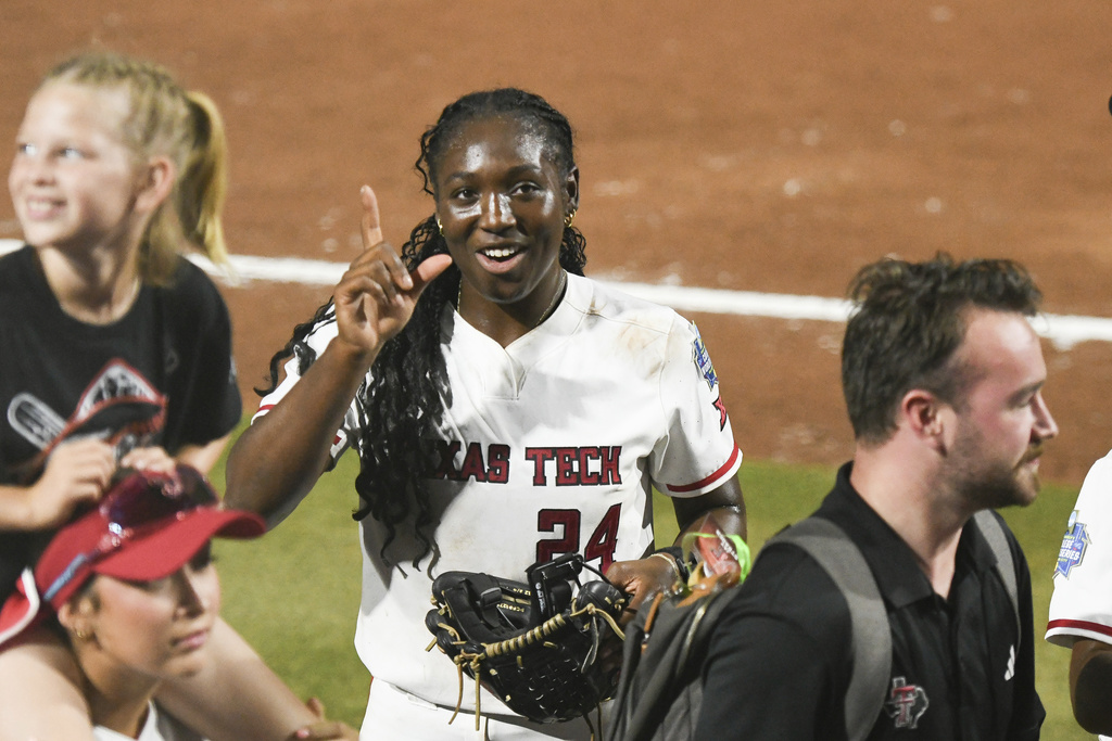Texas Tech's NiJaree Canady bounces back in Game 2 after Game 1 heartbreak