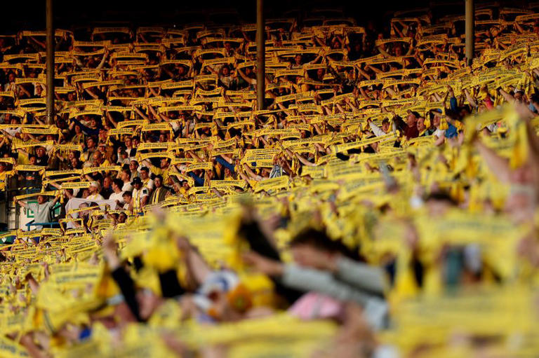 Elland Road atmosphere point made in Leeds United message to 49ers amid ...