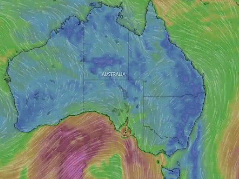 Snow to fall over the long weekend