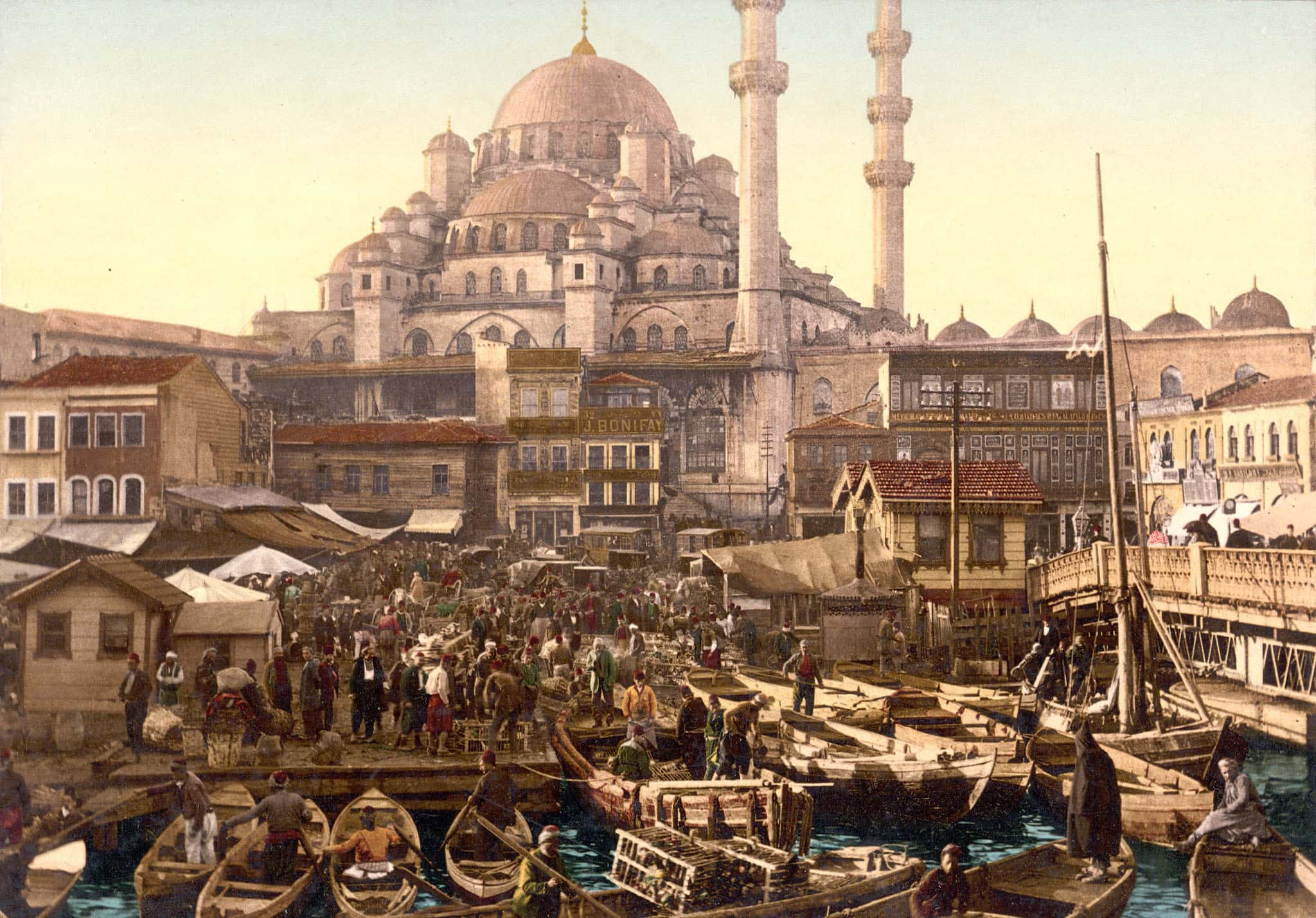 Constantinople finally fell when someone accidentally left a gate open.