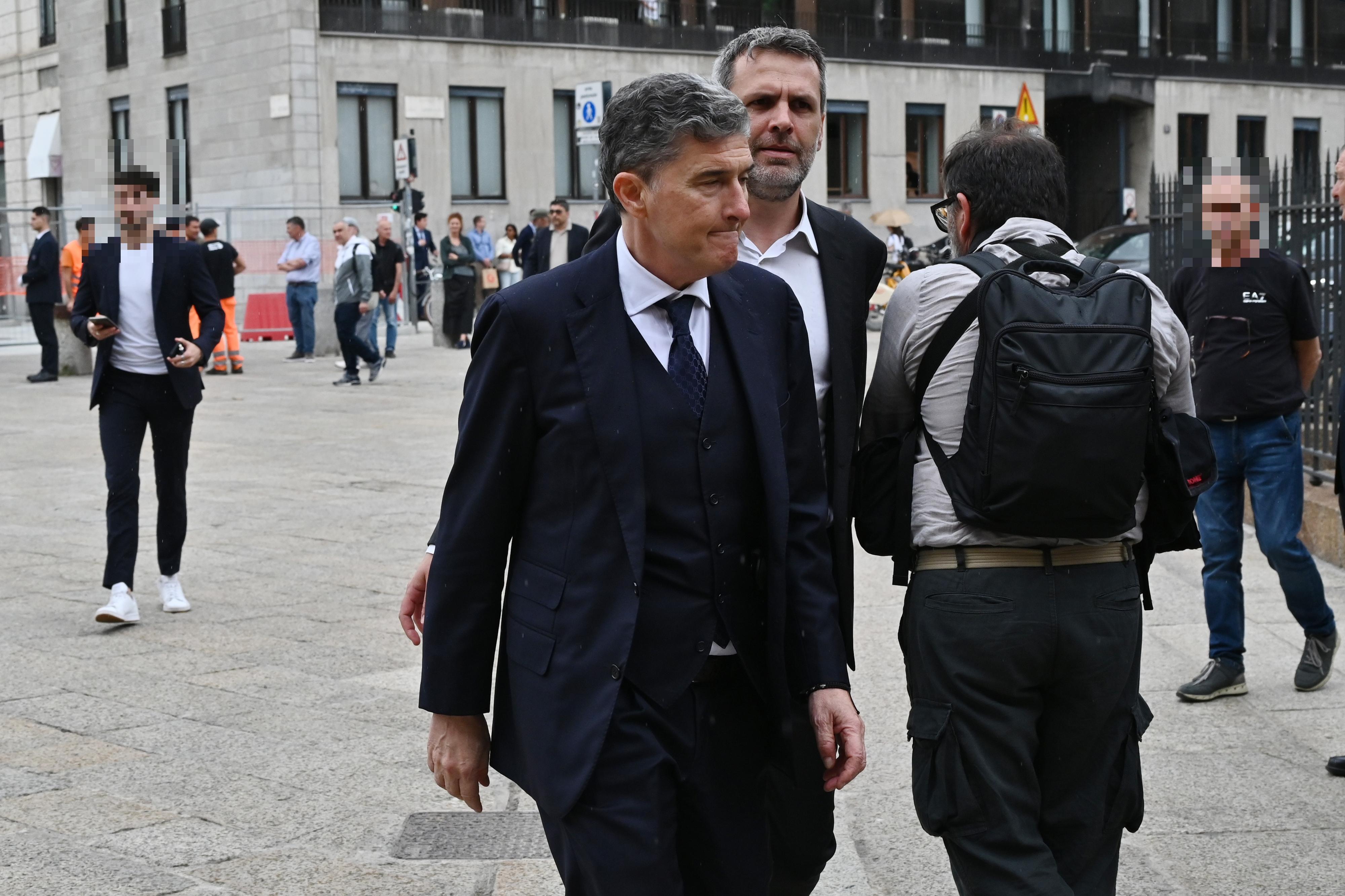 Il ritorno di Pazzali in Fiera, FdI vuole le sue dimissioni. Fontana ...