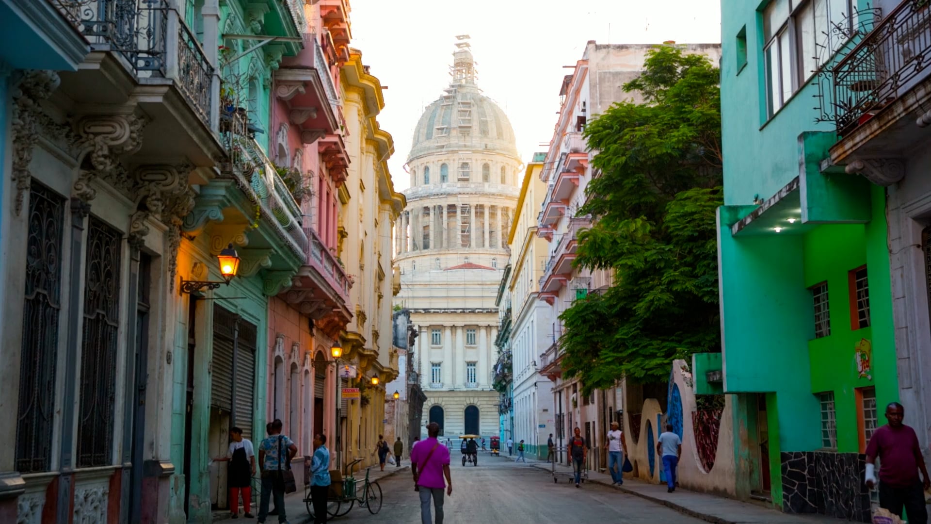 Pesona Kota Tua Havana Terungkap dalam Rekaman Udara yang Menakjubkan