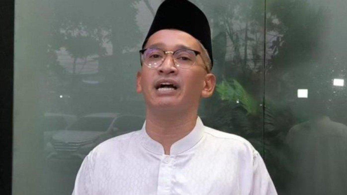 Sambut Ivan Gunawan Pulang Haji,Ruben Onsu Murka Kalau Sahabat ...