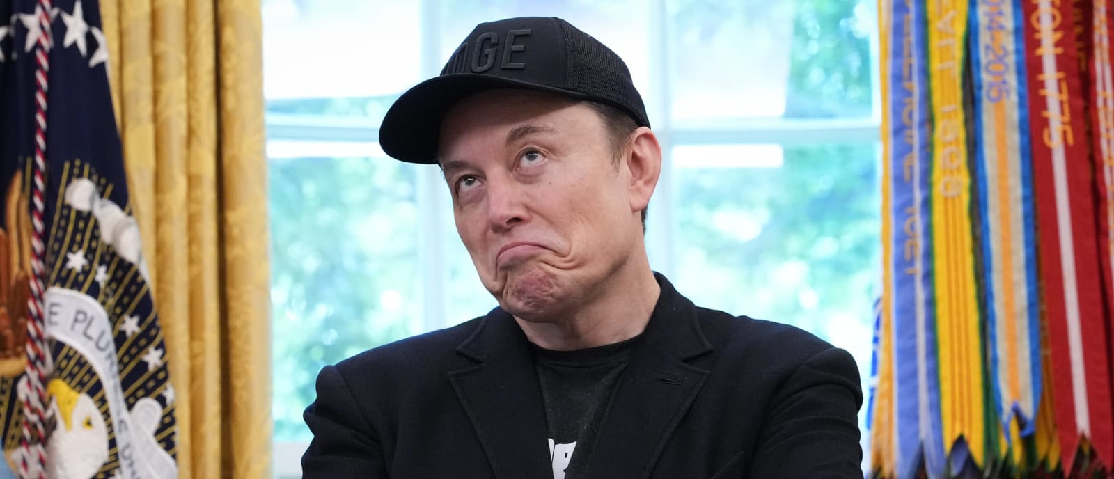 Elon Musk Announces SpaceX Will Not Decommission Dragon Spacecraft ...