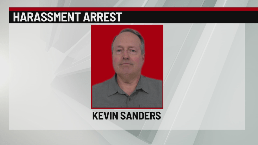 Man allegedly called in bomb threat after waiting too long, Clive PD says