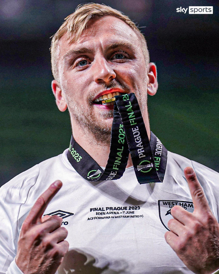 Why are you touching Son Heung-min! Compared to Legendary West Ham ...