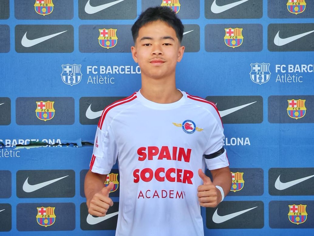 Jadi Pencetak Gol Semata Wayang Saat Lawan Barcelona La Masia U-16 ...