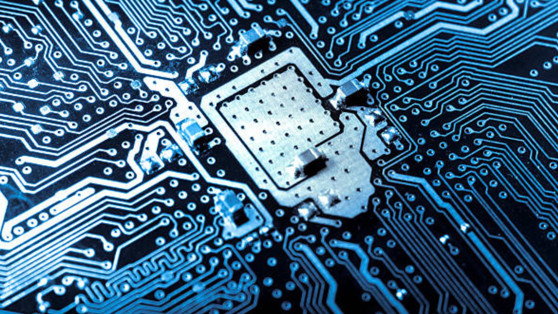 Tiny device, massive leap: Japanese scientists make new silicon-free ...