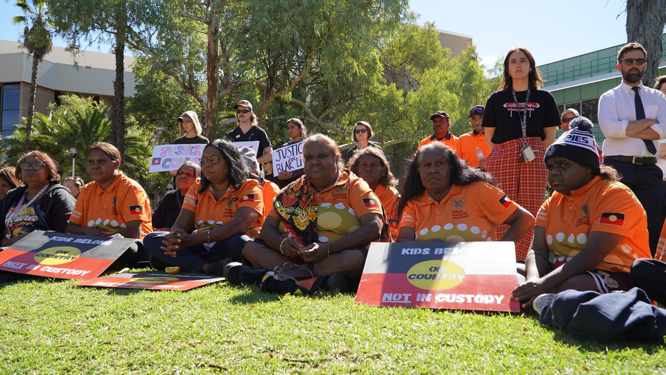 Calls for 'justice' at Alice Springs, Melbourne and Cairns vigils after ...