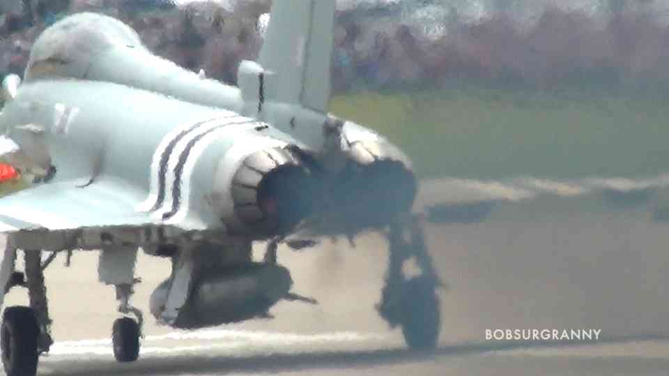 Blink and You’ll Miss It – RAF Typhoon’s Vertical Climb Takeoff in Just ...