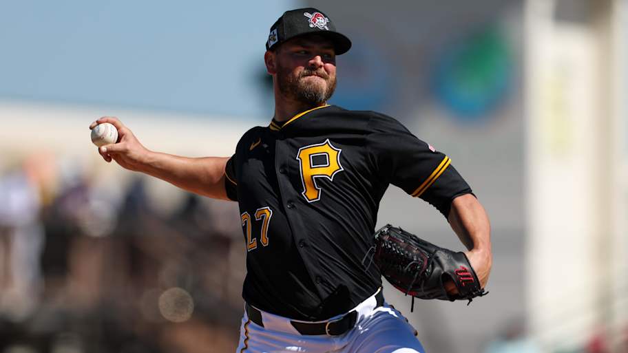 Pirates Relief Pitcher Elects Free Agency