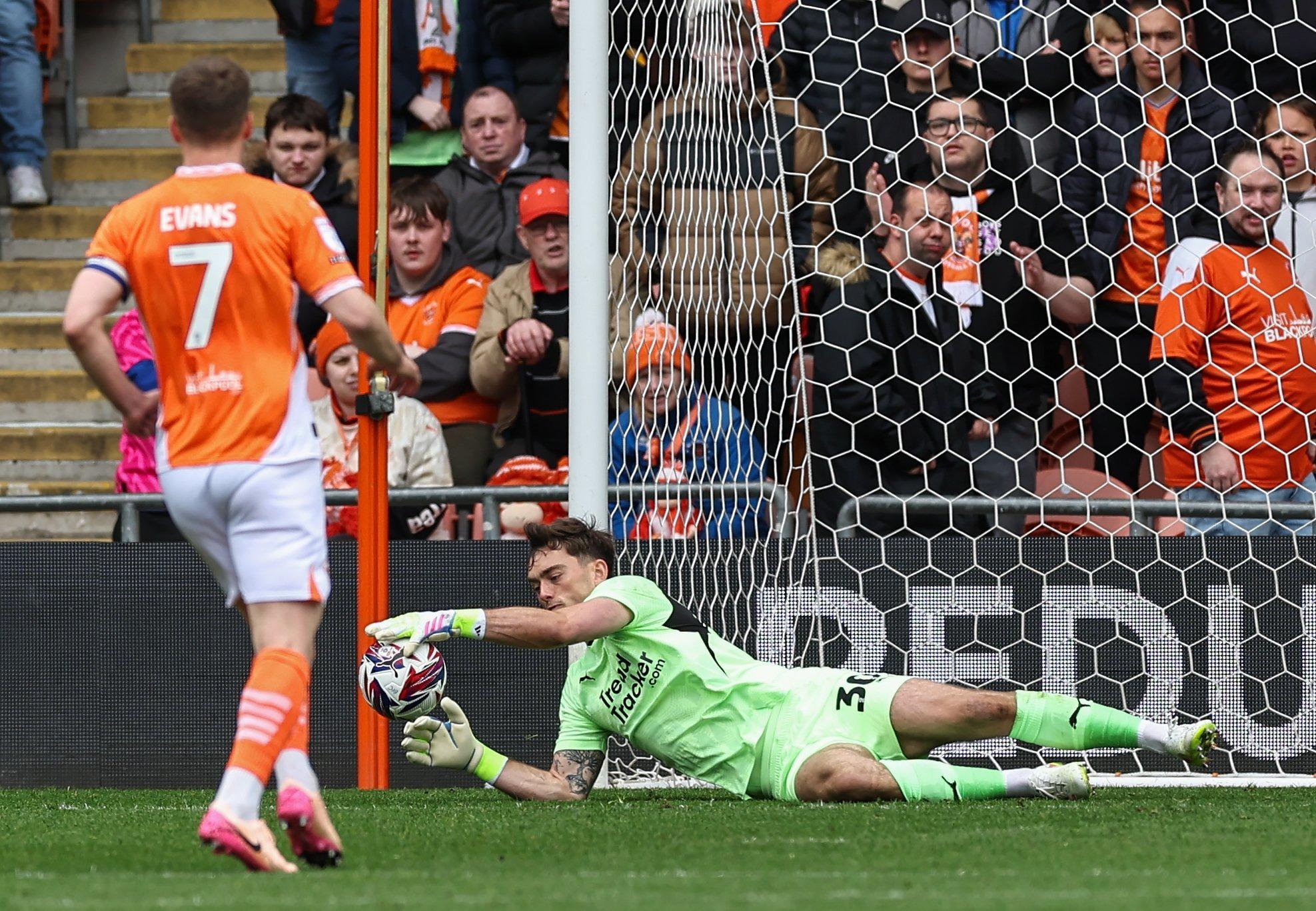 Why Everton man should still be Blackpool's first choice following ...
