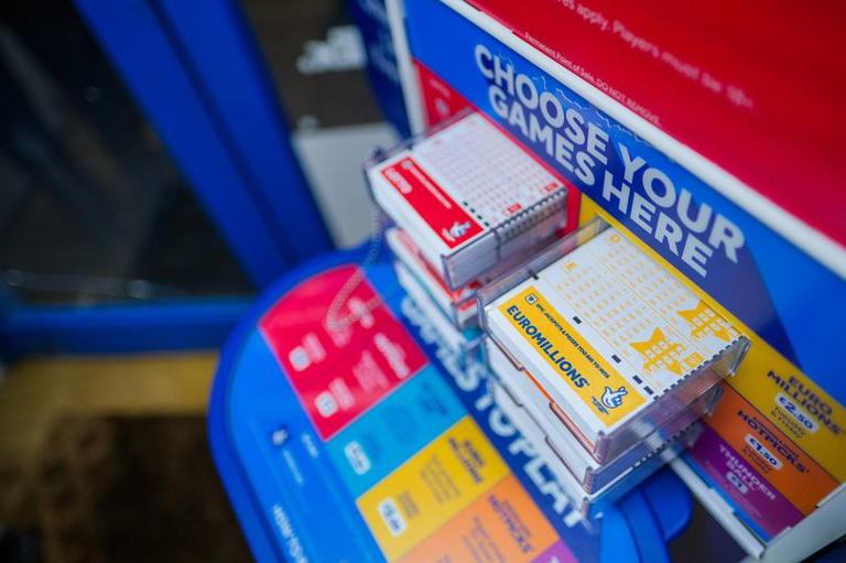 National Lottery EuroMillions jackpot is record-breaking £208m in ...