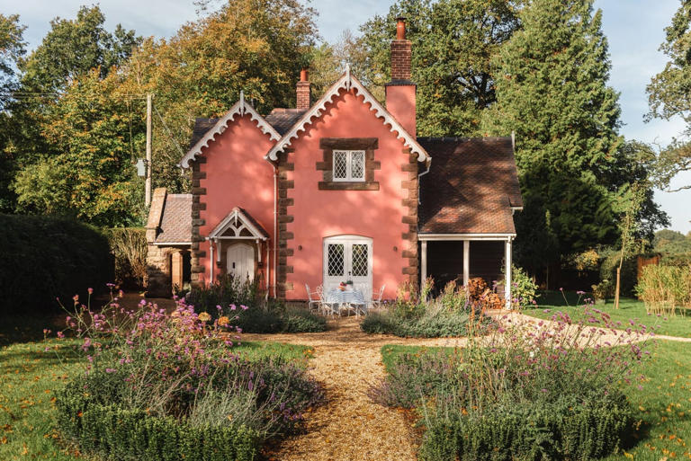 Charlotte’s Folly: a family-friendly fairytale cottage stay perfect for ...