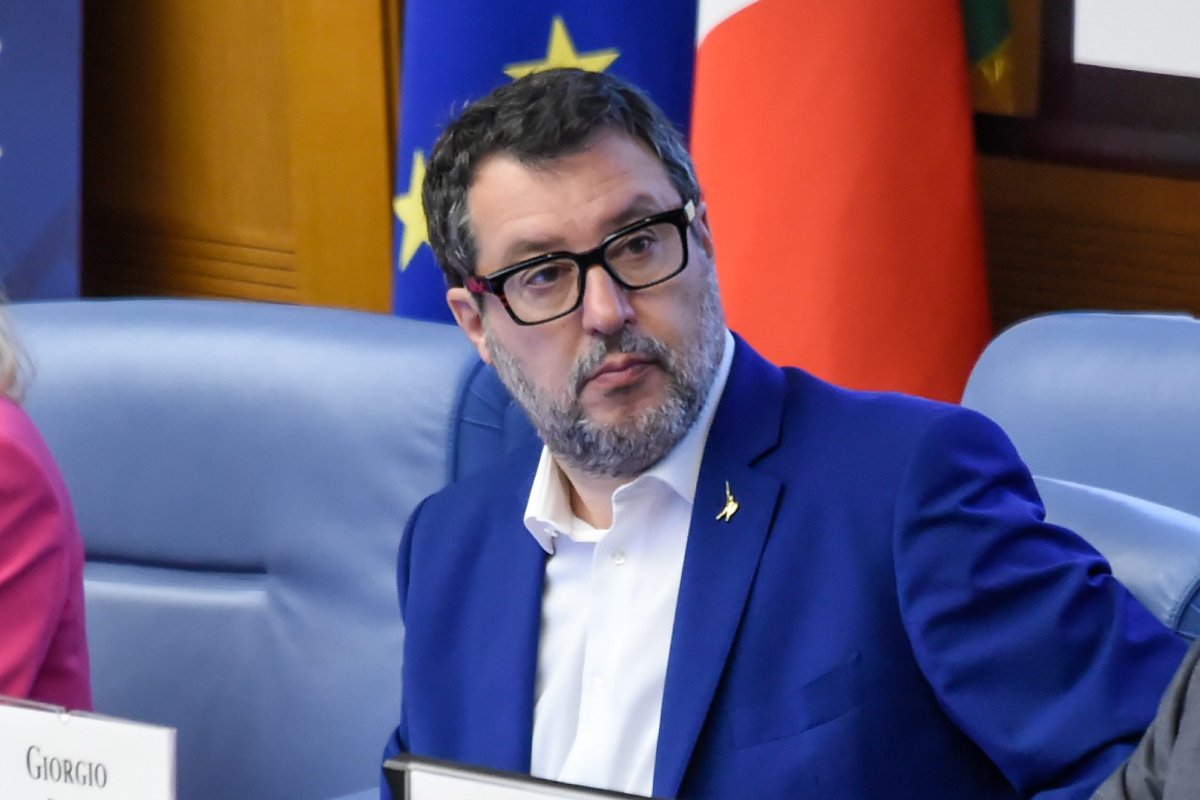 Festa della Lega a Pontida, Salvini rilancia: “Realizzeremo il Ponte ...