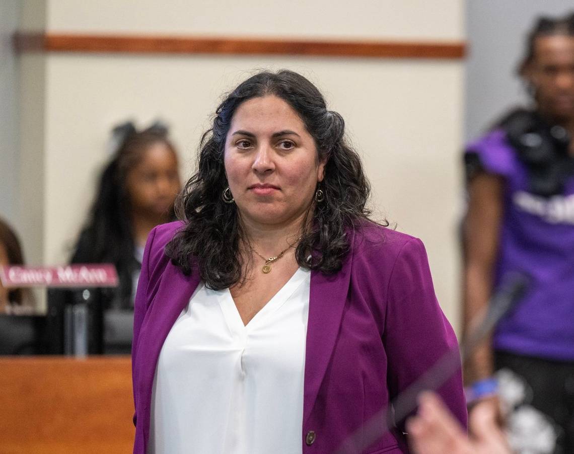 Sacramento school board demands St. Hope accountability following Bee ...