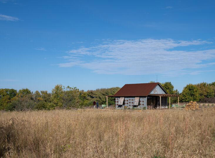 Overbrook Overlook: An Architect’s Barn-Turned-Tiny Home ‘Operates Much ...