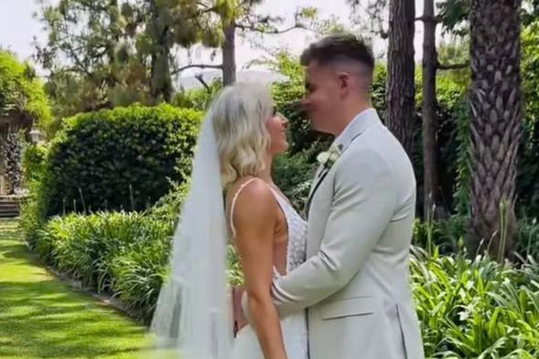 Red FM and Today Show star Ciara Revins marries husband Mark in Spanish ...