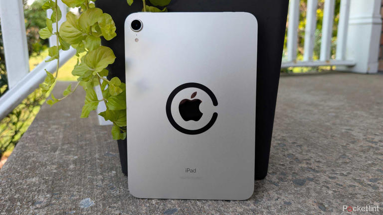 I added MagSafe to this old tablet to create the ultimate car smart screen