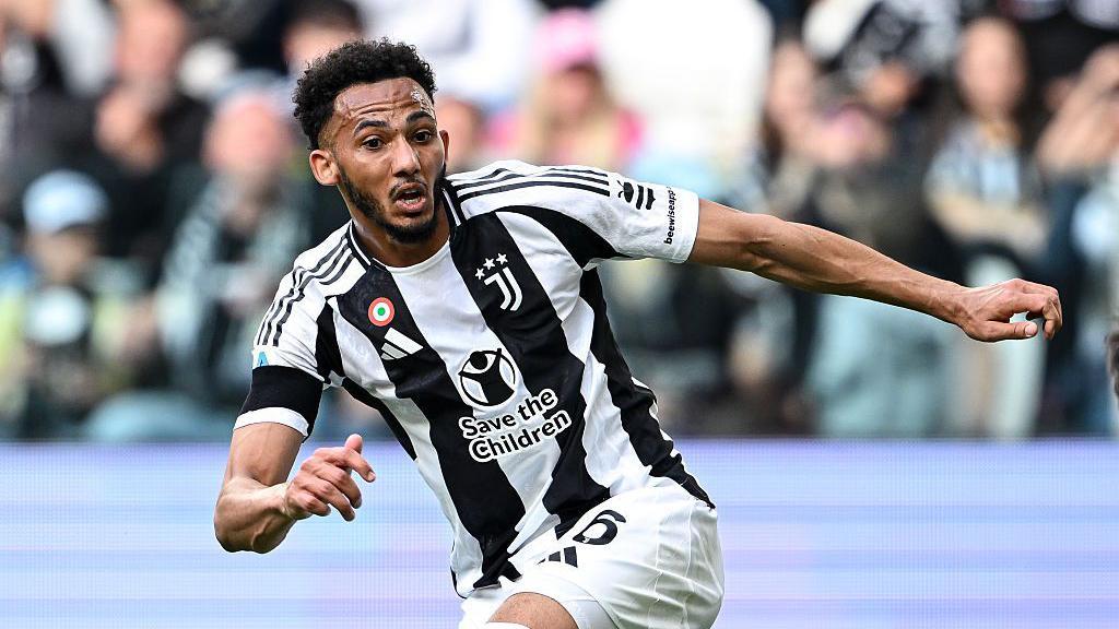 Kelly signs for Juventus after loan