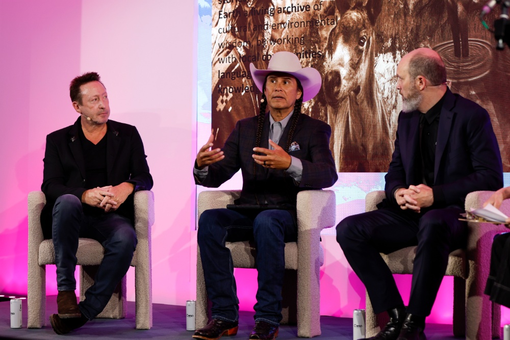 Julian Lennon, ‘Yellowstone' Actor Mo Brings Plenty Unveil ‘Love the ...