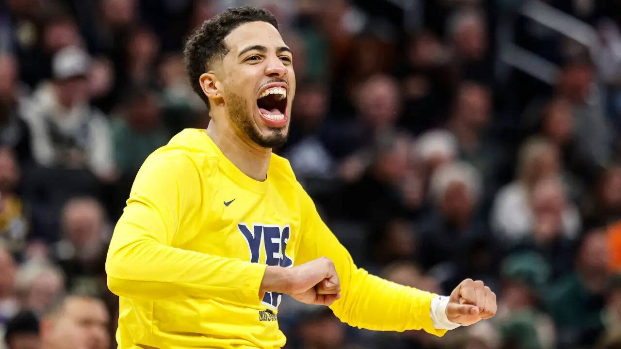 Tyrese Haliburton Shares Touching Post-Game Moment With Father After ...