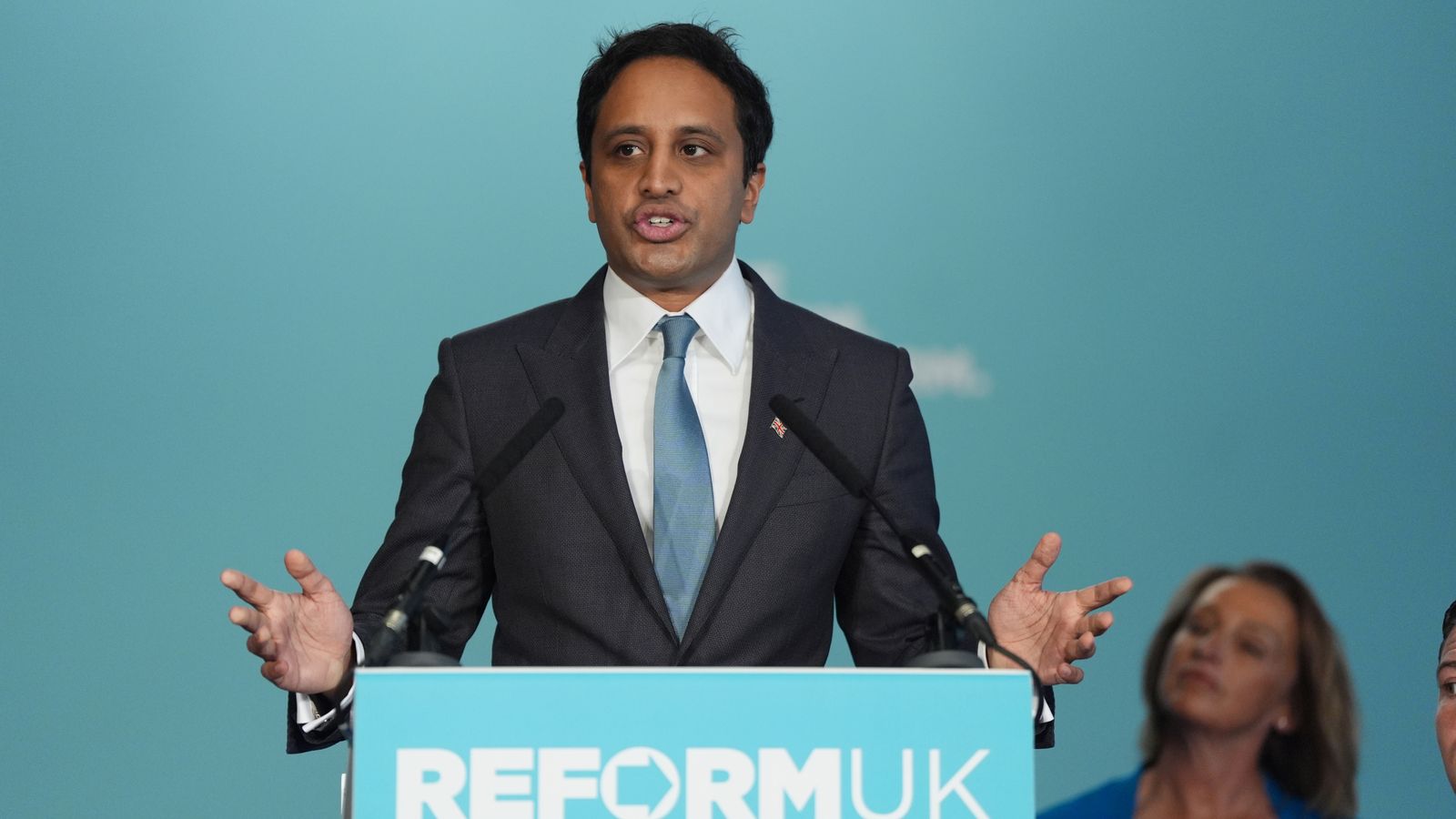 Reform UK chairman reverses decision to quit party