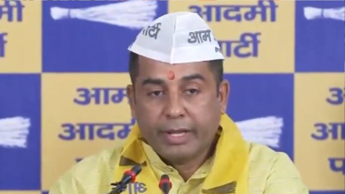 AAP Slams BJP For Building 'Maya Mahal' For Delhi CM Rekha Gupta