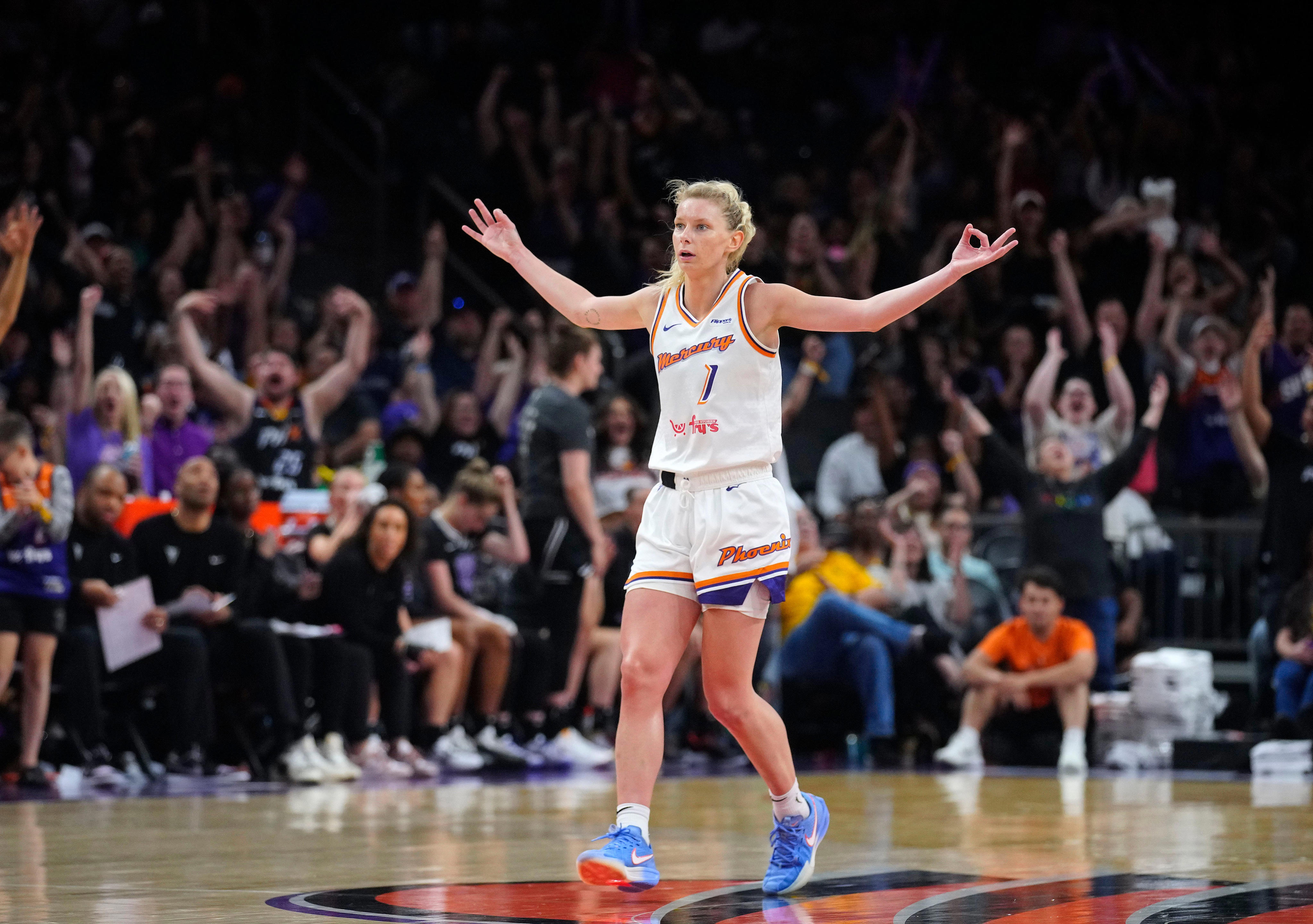 Cooper graduate Lexi Held sets single-game scoring mark for rookies in ...