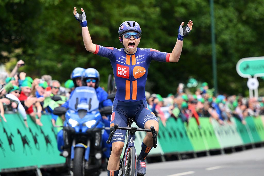 Tour of Britain Women: Mara Roldan wins stage 2 with 14km solo attack