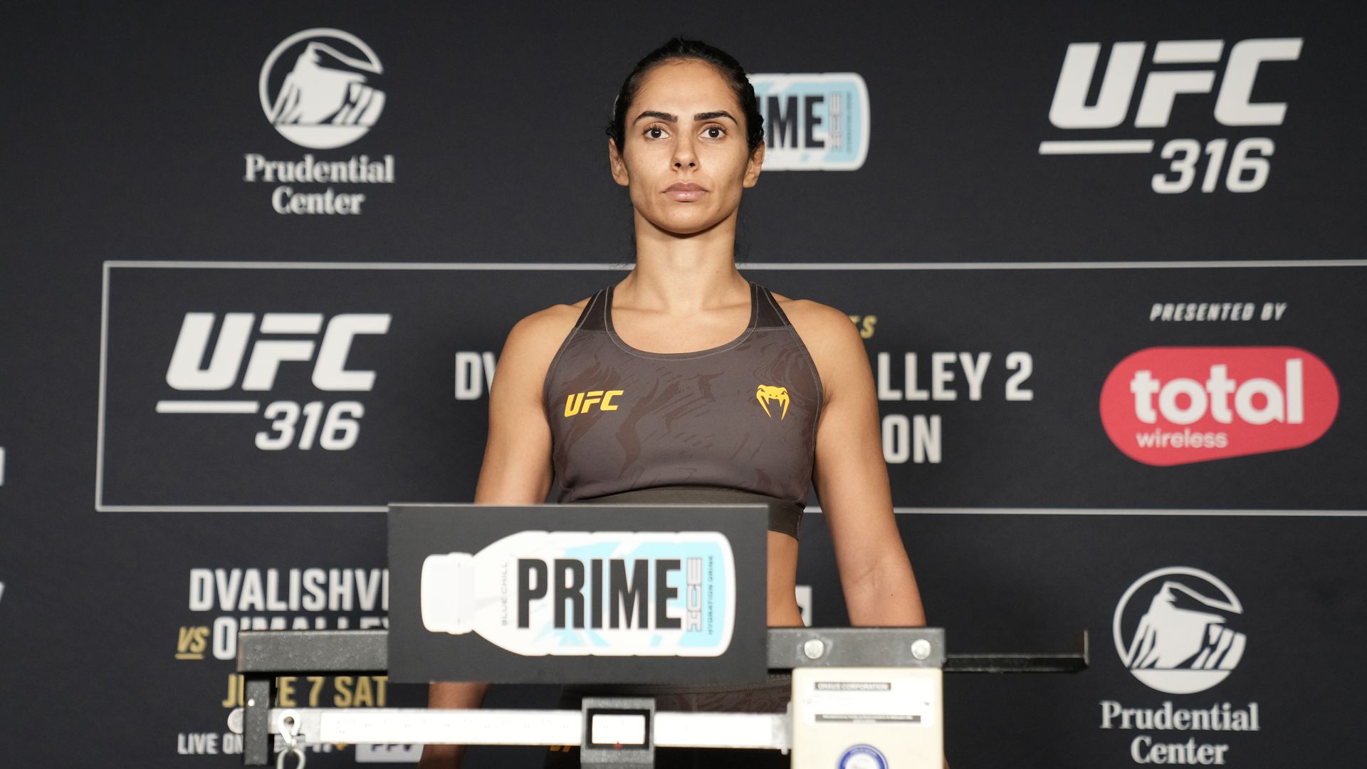 UFC 316 weigh-in results: Ariane da Silva misses by 6 pounds, title ...