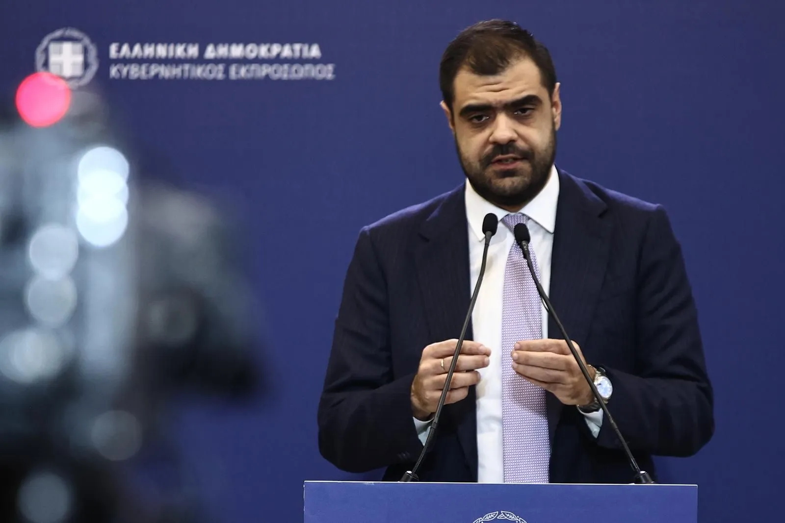 Π. Μαρινάκης: Ένας γαλάζιος Πολάκης (με γραβάτα)…