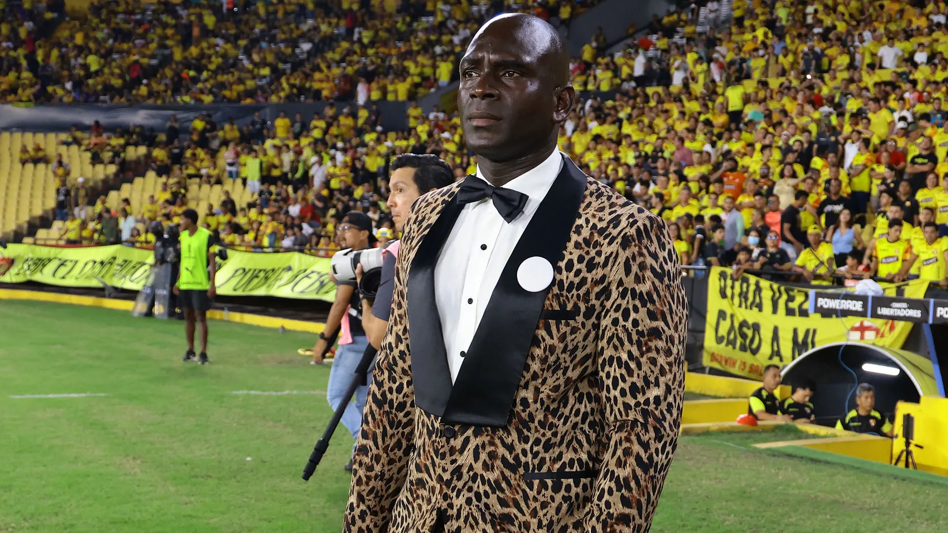 Hohe Geldstrafe für den elegantesten Trainer der Welt: Fotos