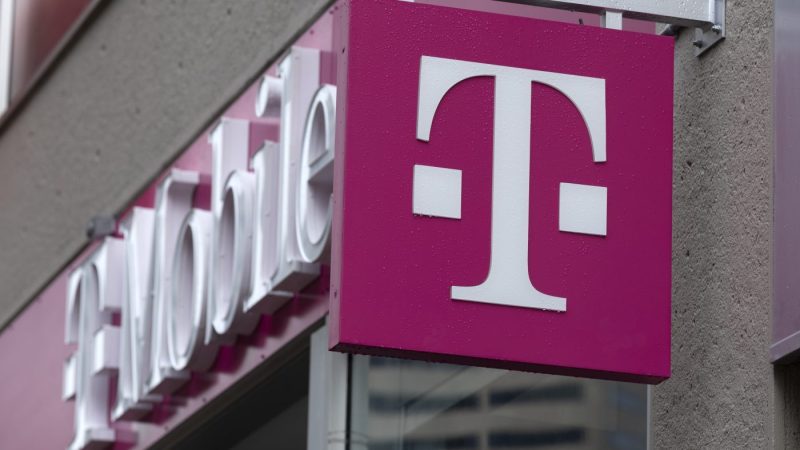 Check your bank account: Long-awaited T-Mobile settlement checks ...