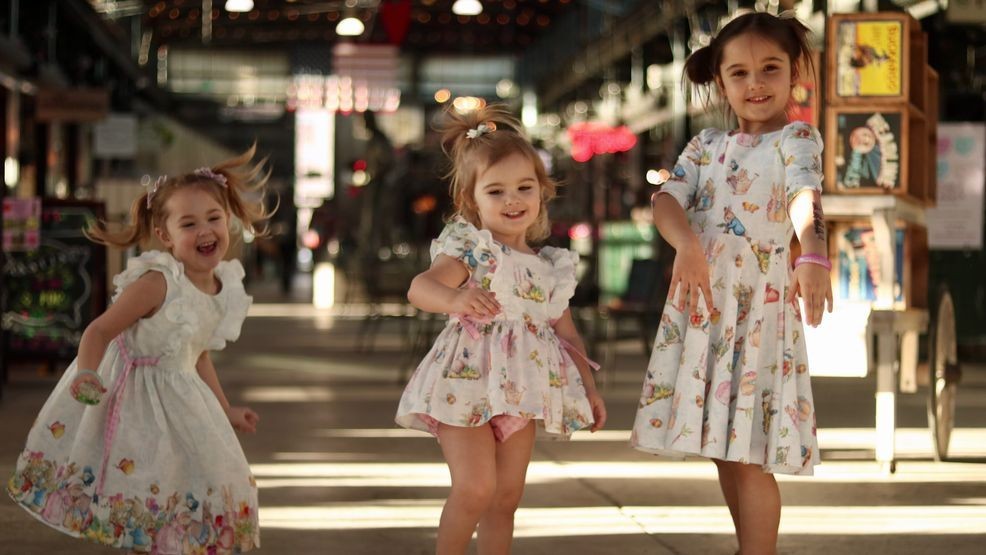 Timeline: What we know about the manhunt for Travis Decker and his ...